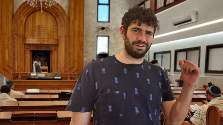 Opinion: This Side Of Mechitza A Real Sausage Fest