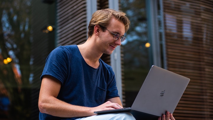 Jewish Student Symbolically Emails Jewish Professor About Upcoming ...
